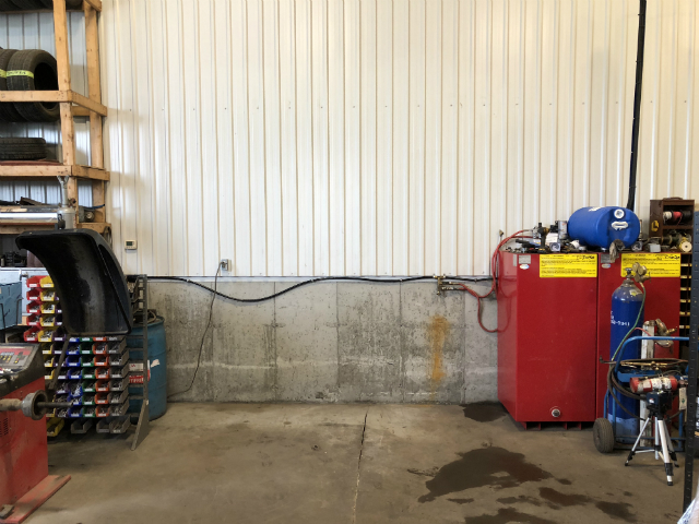 Automotive technician workbench | Metalia