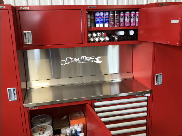 Automotive technician workbench | Metalia